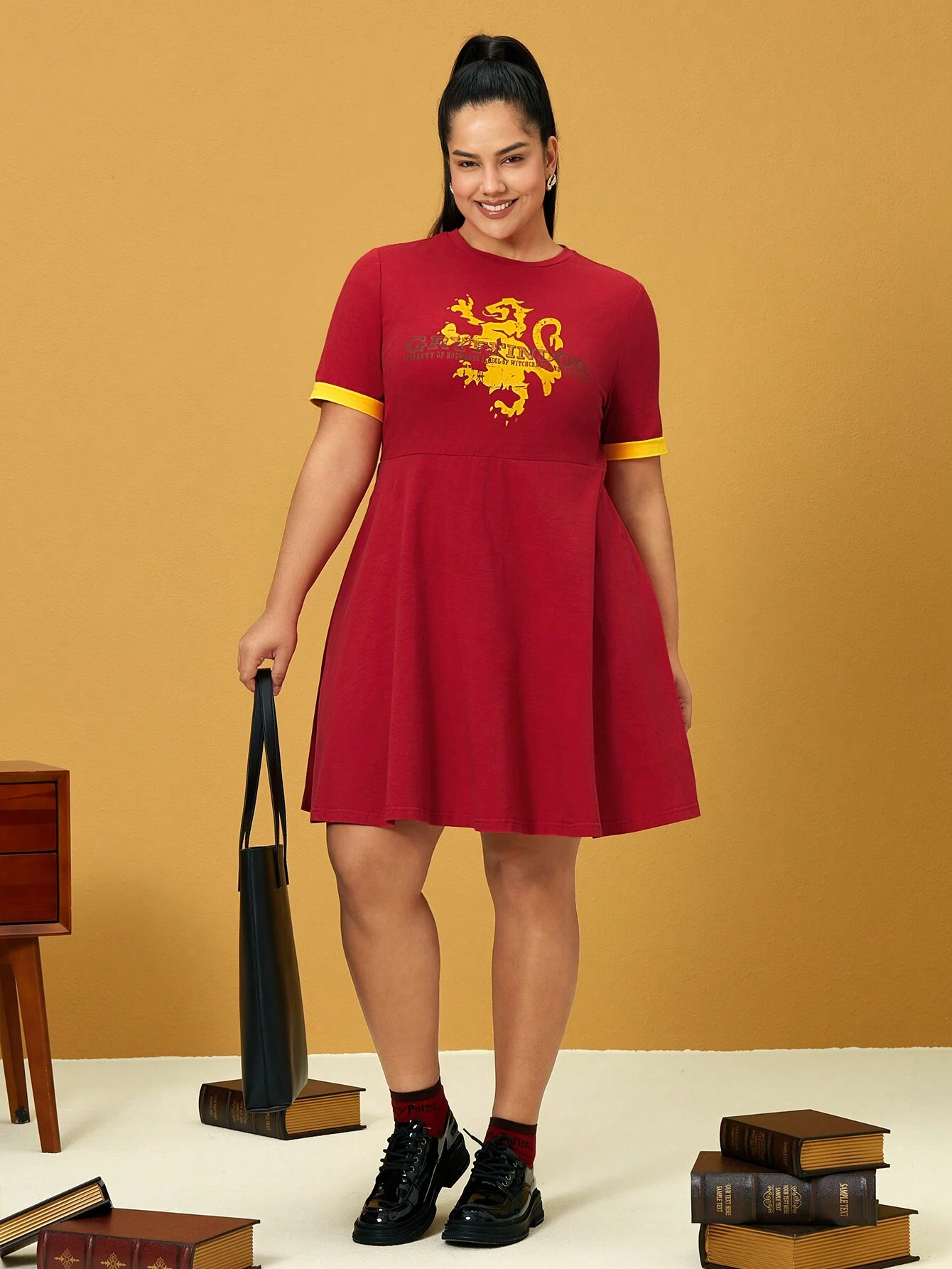 HARRY POTTER X SHEIN Plus Gryffindor Lion Print School Style Contrast ...