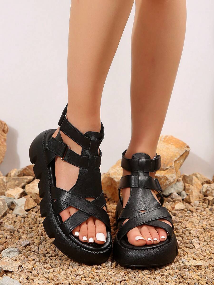 This Year Popular Thick-Soled Women Sandals, With New And Trendy Design ...