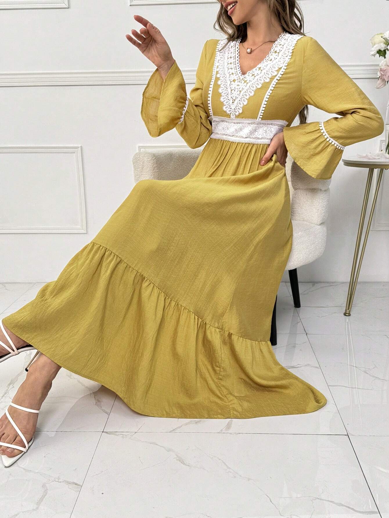 SHEIN Mulvari Women'S Contrast Color Embroidery Applique Bell Sleeve ...