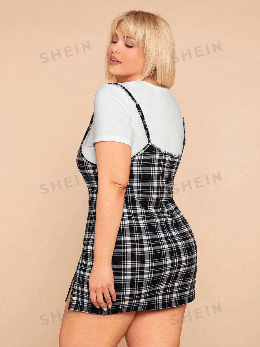 FRIENDS X SHEIN Plus Knitted Body-Hugging Dress In Black & White ...