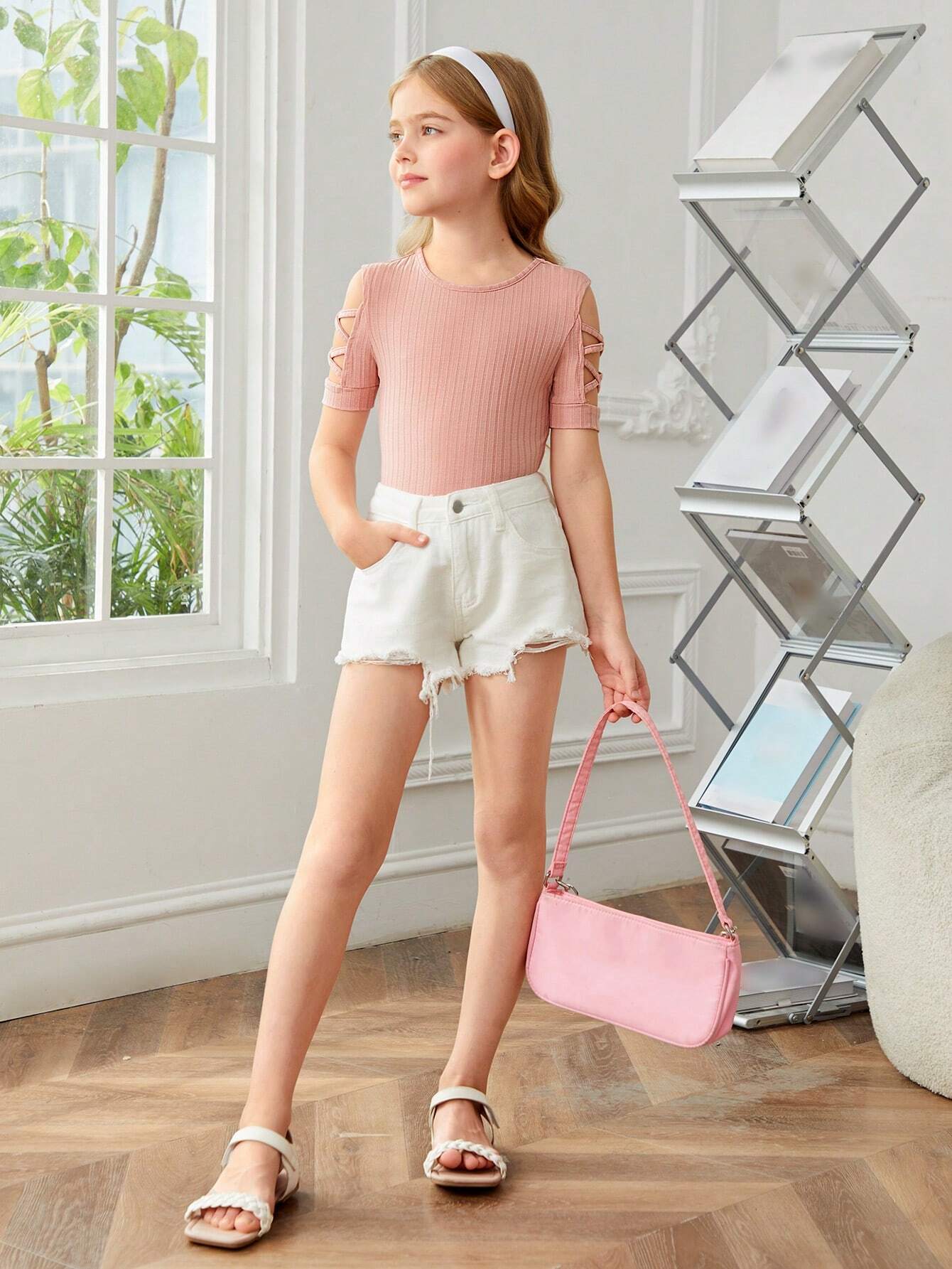 SHEIN 10代の女の子向け編みデザイン、クロスショルダー、半袖カジュアルTシャツ | SHEIN JAPAN