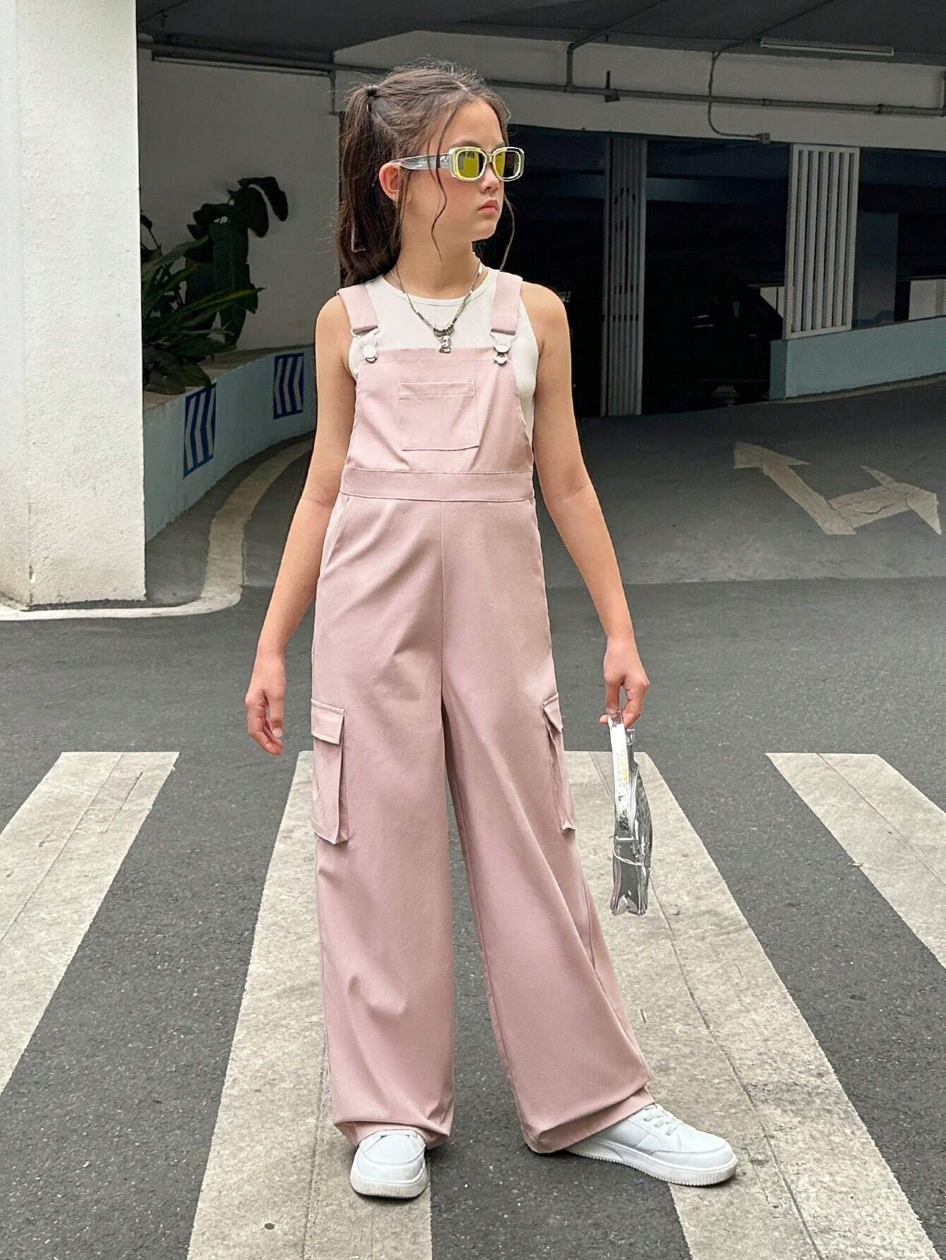 SHEIN Tween Girl Fashionable Knitted Sleeveless Vest With Overalls ...