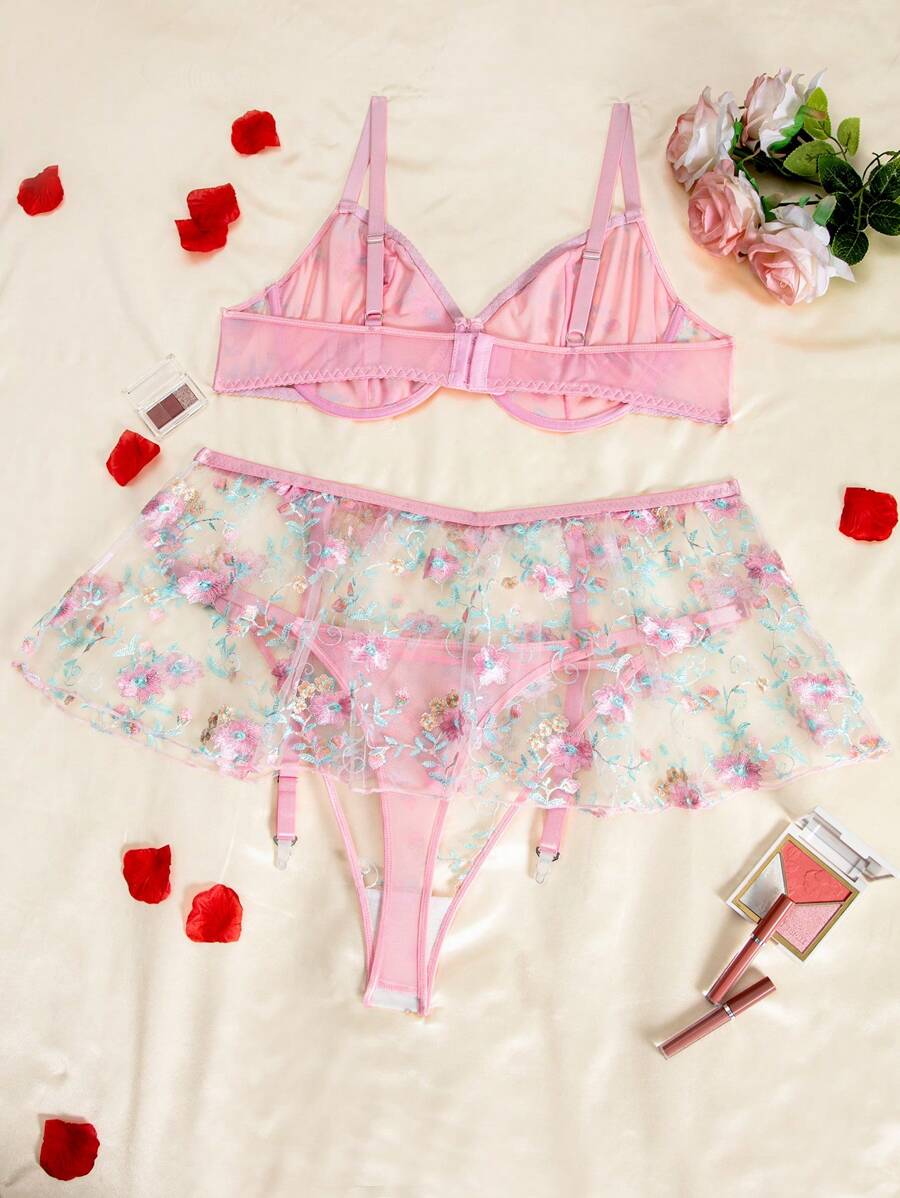 Plus Size Women's Sexy Sheer Mesh Floral Embroidered Lingerie Set, 3pcs | SHEIN USA