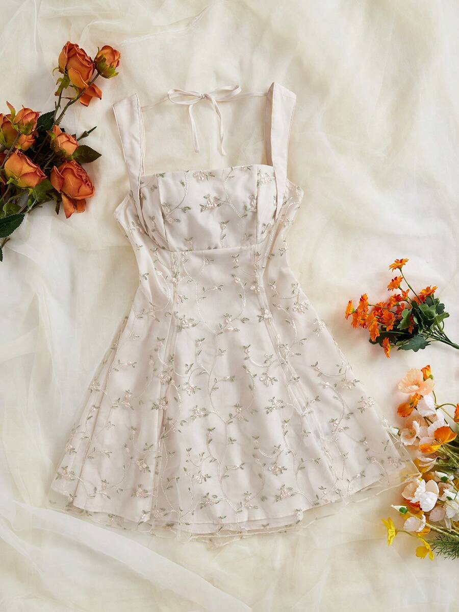 SHEIN Privé Women's Embroidered Floral Backless Bow Romantic Holiday ...