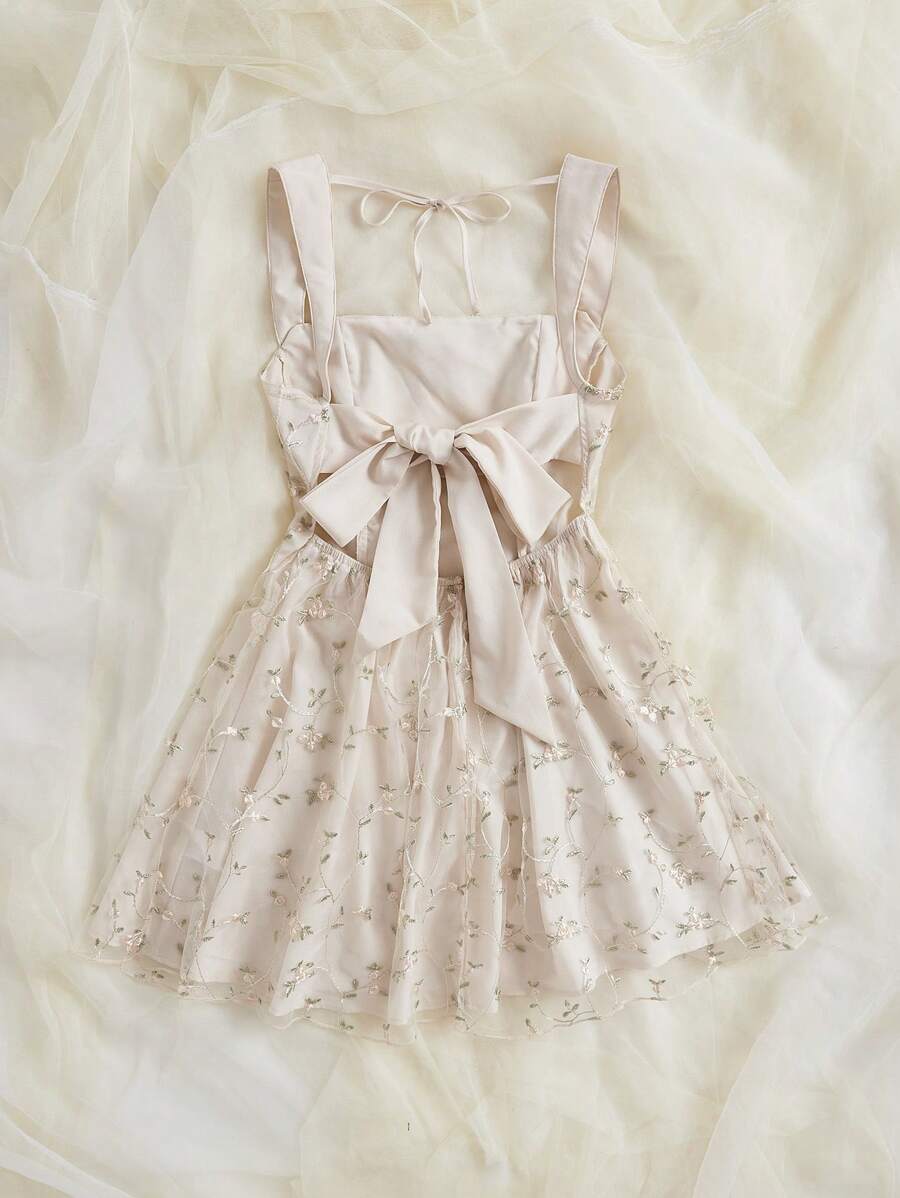 SHEIN Privé Women's Embroidered Floral Backless Bow Romantic Holiday ...