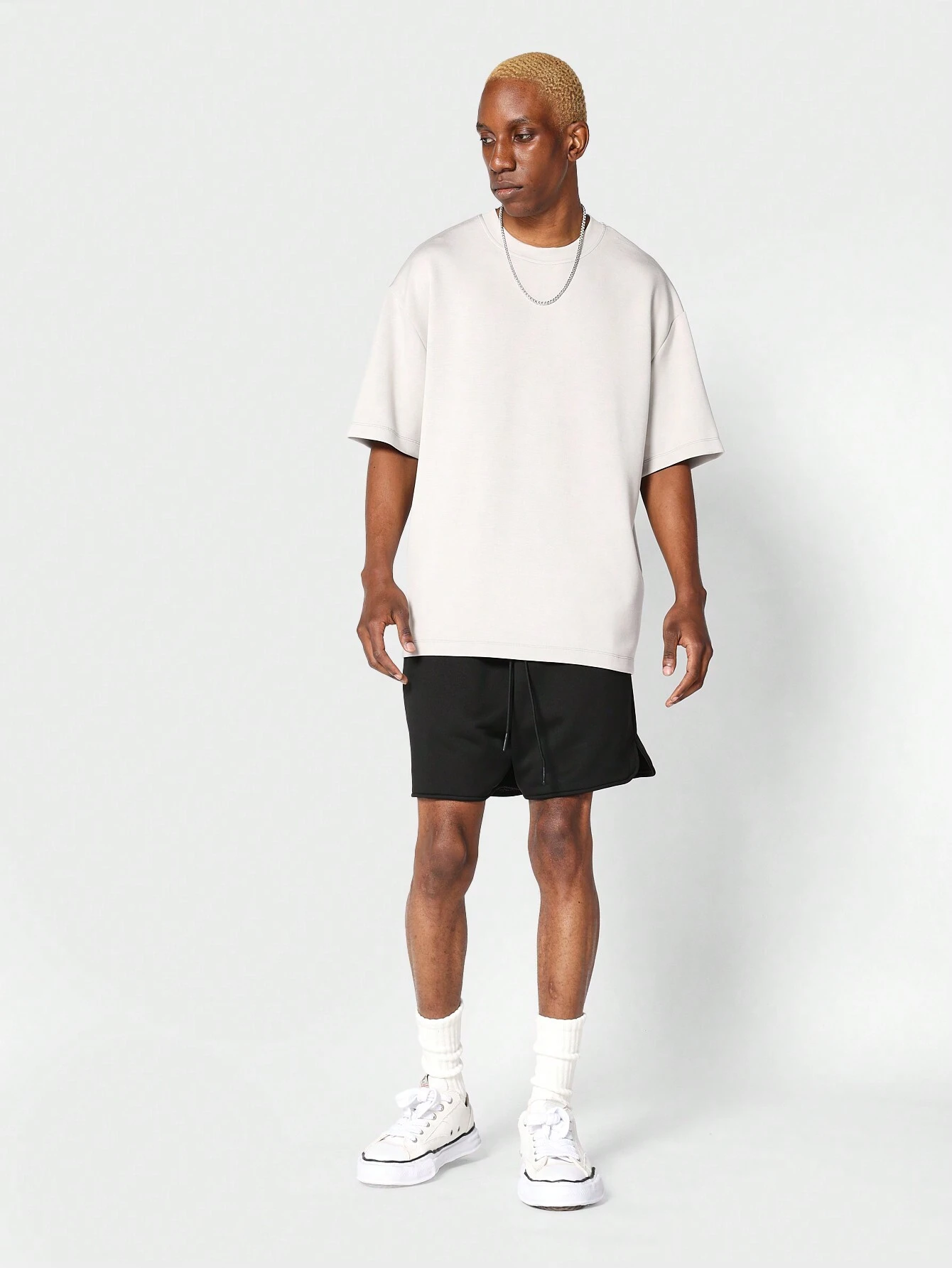 SUMWON Curved Hem Summer Weight Short | SHEIN USA