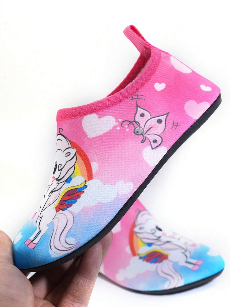 Girls' Water Shoes Kids & Aqua Shoes Kids With Adorable Unicorn Pattern ...