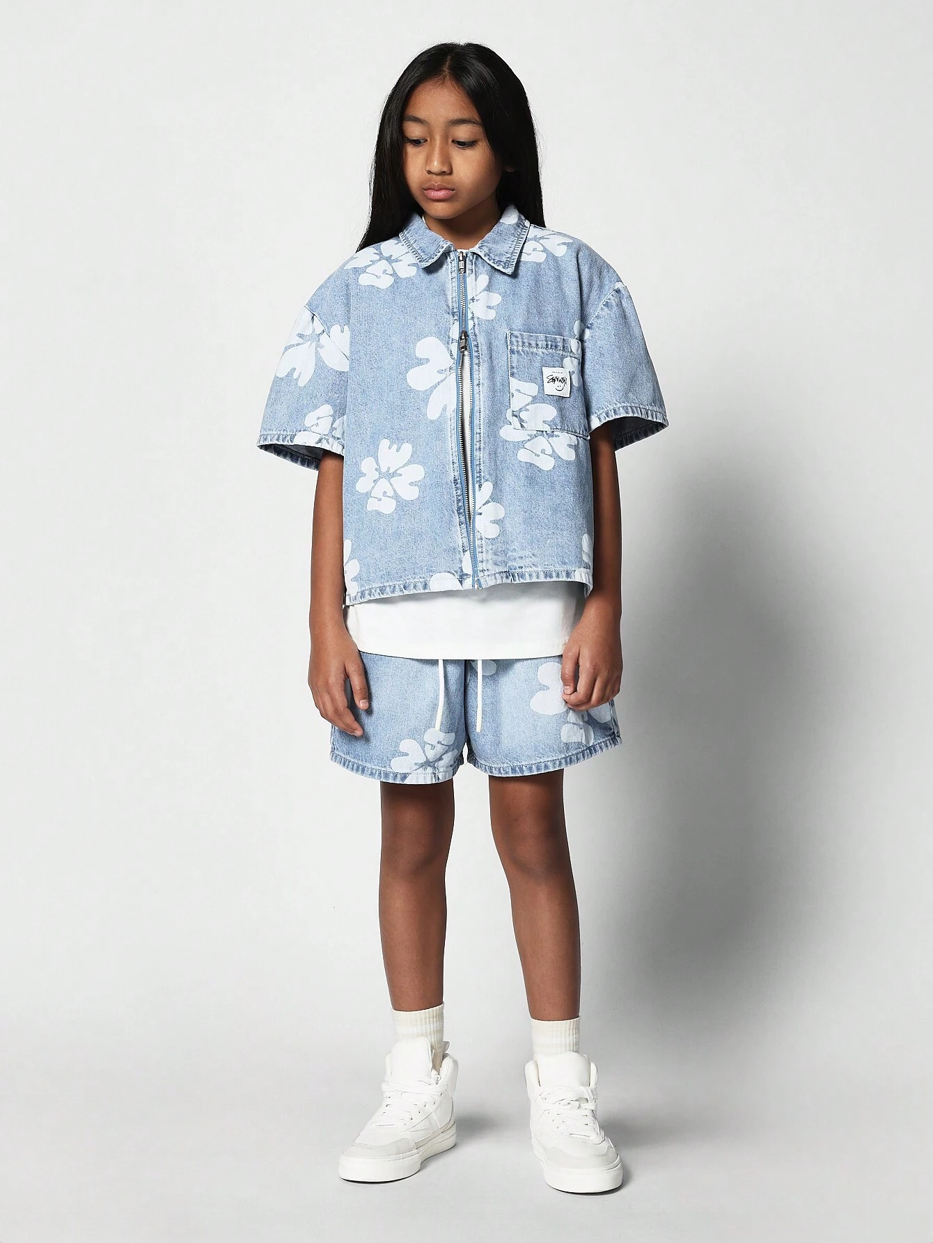 SUMWON Tween Girl Pull On Denim Short With All Over Flock Print | SHEIN