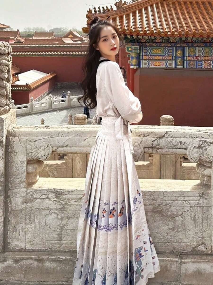 Chinese-Style Outfit: Revamped Traditional Han Clothing Horse-Face ...