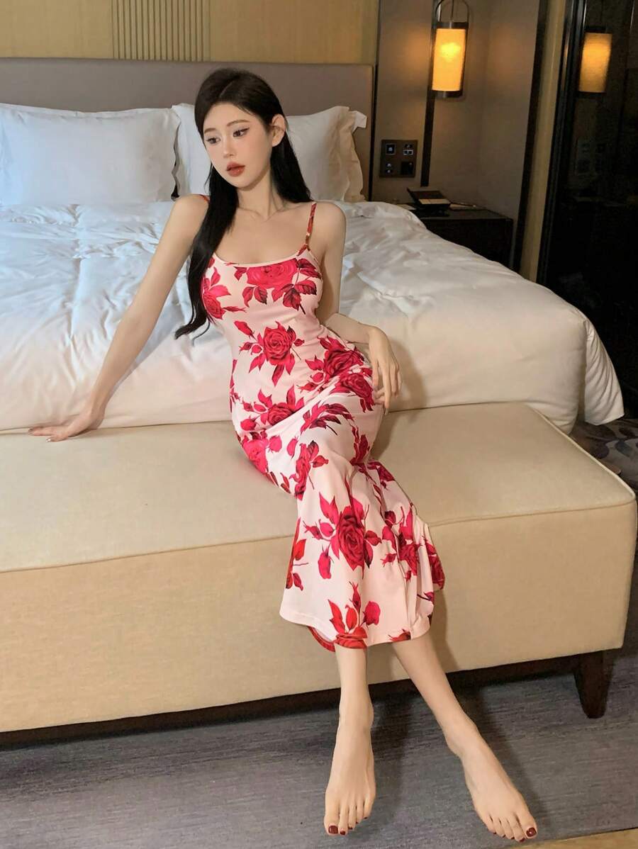 DAZY Romantic Floral Printed Slim Fit Cami Sleep Dress | SHEIN UK