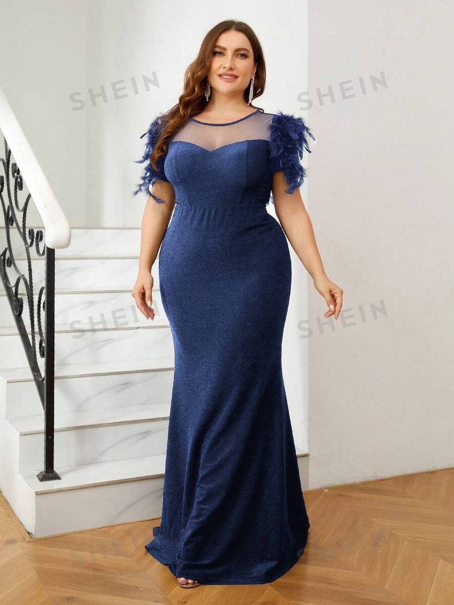 SHEIN Belle فستان سهرة بحجم زائد بتصميم عصري و مزين بالفرو الأصلي مع ياقة حبيبة و ذيل سمكة من ...