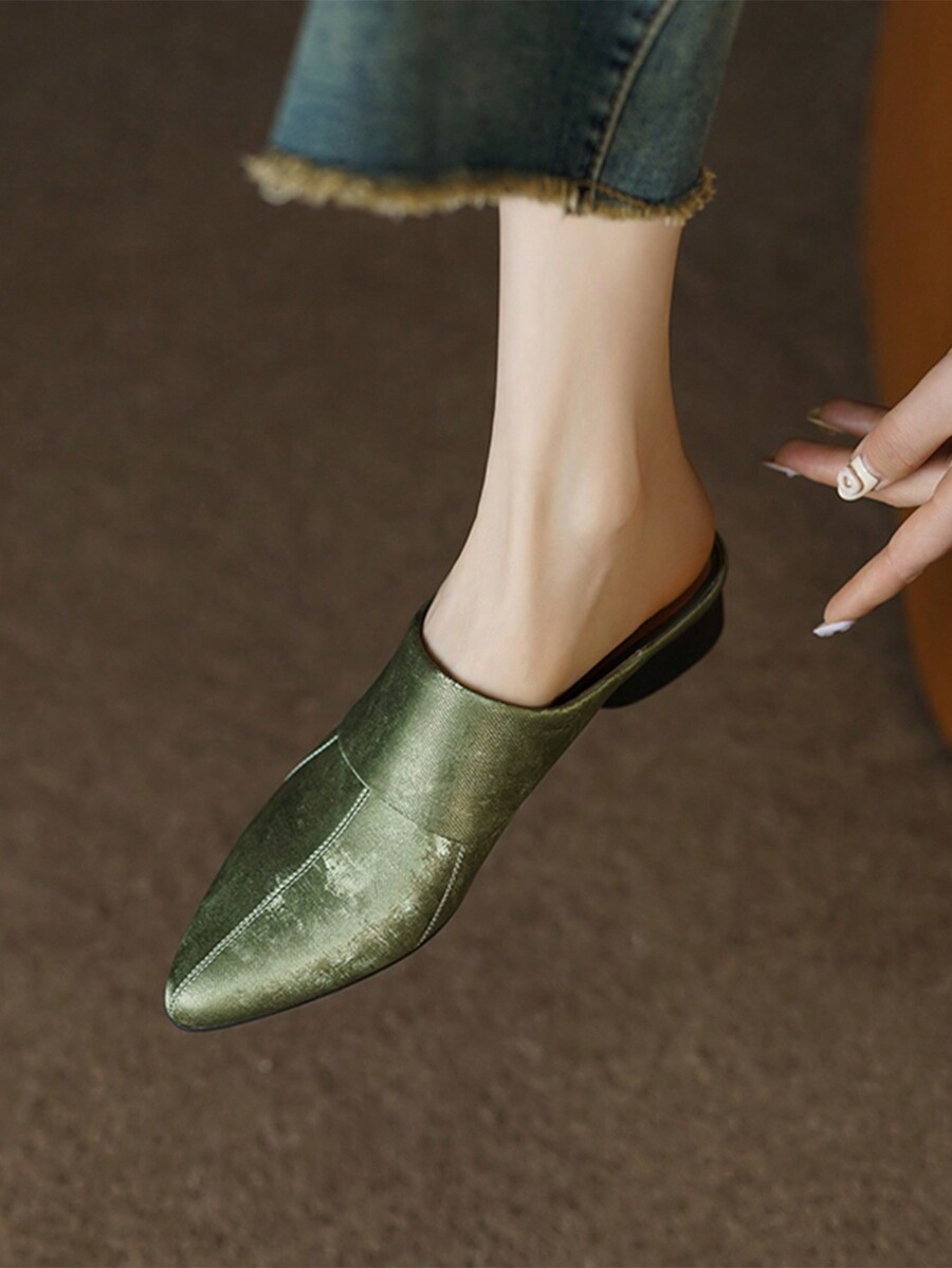 Elegant Silk Satin Style Women Slippers With Chunky Heels And Closed ...