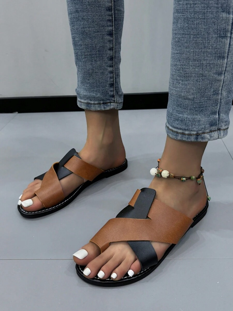 New Soft Leather Girl Beach Casual Flat Toe Loop Slipper, Simple ...