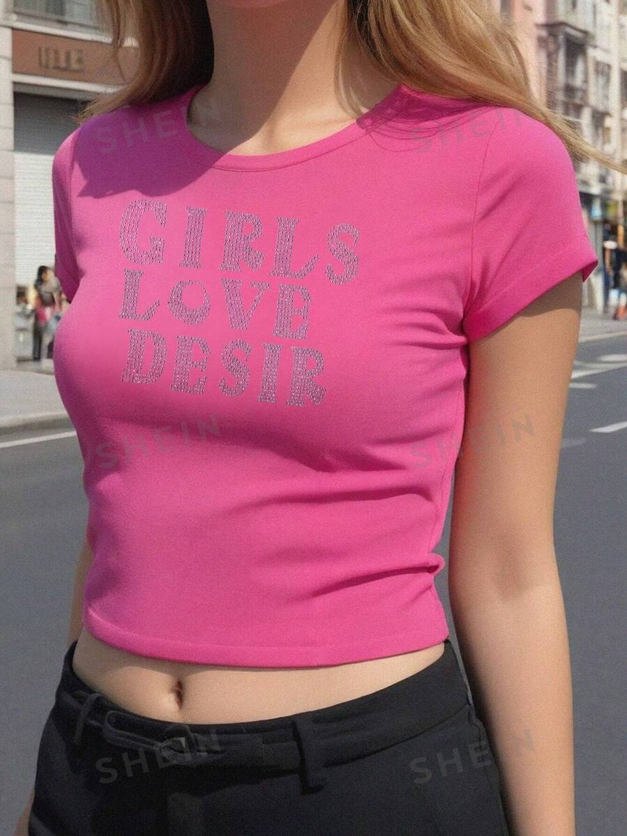 SHEIN EZwear Maglietta crop casual e semplice con stampa di lettere e ...