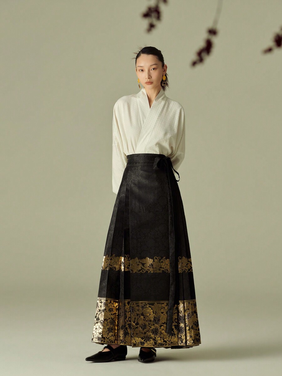Women's Traditional Hanfu Set, Heavy Brocade Ming Dynasty Horse-Face ...