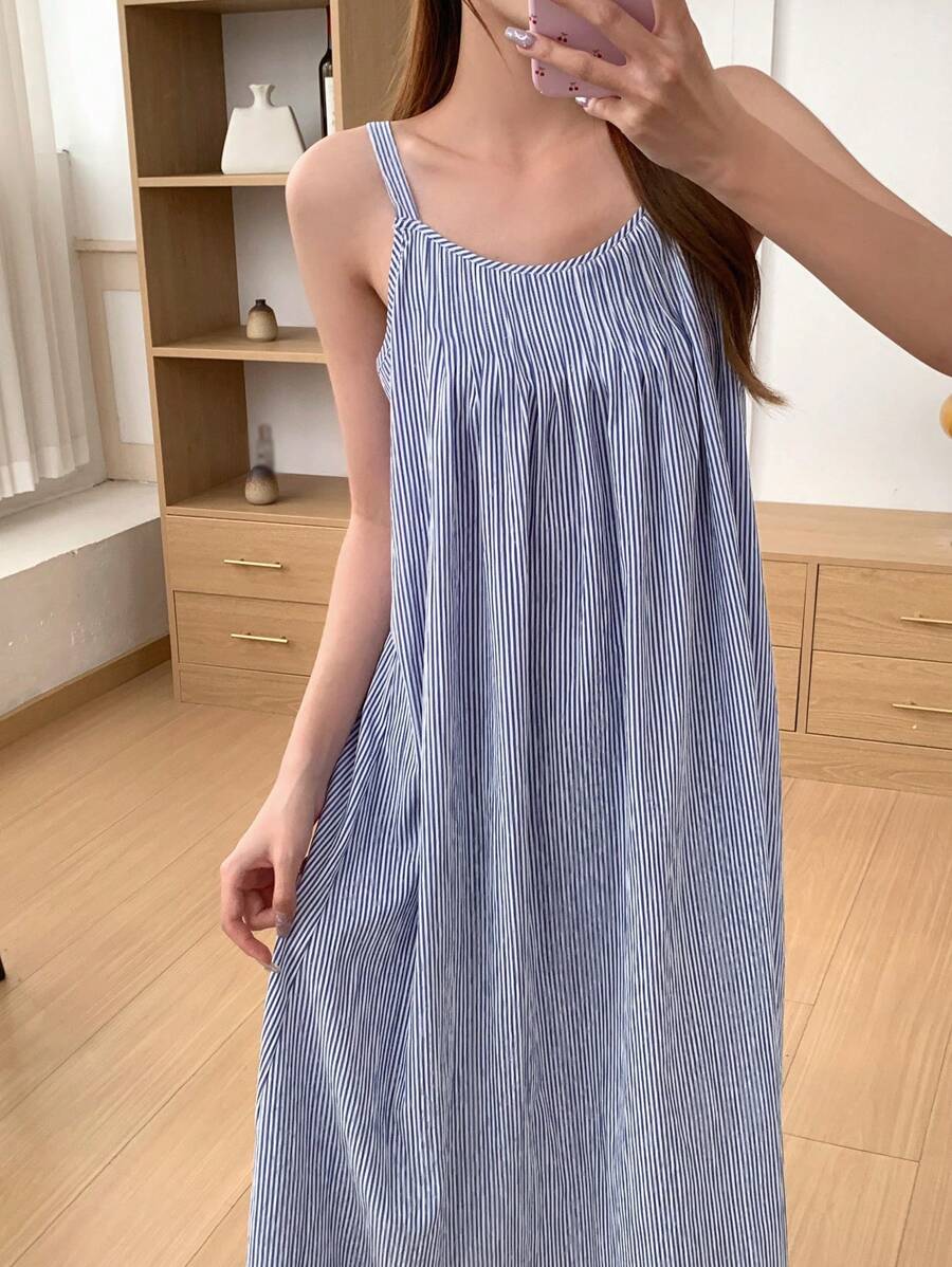 DAZY Sommer Lässig gestreiftes plissiertes Cami Nachthemd, Moo Moo ...
