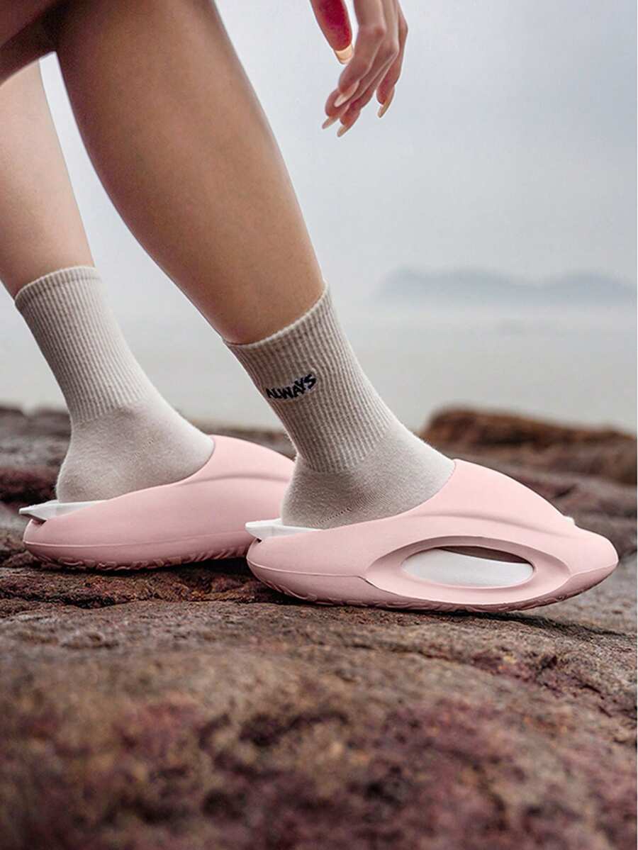 Women's Slip Resistant Plastic Flip Flops, Trendy And Comfortable, 2024 ...