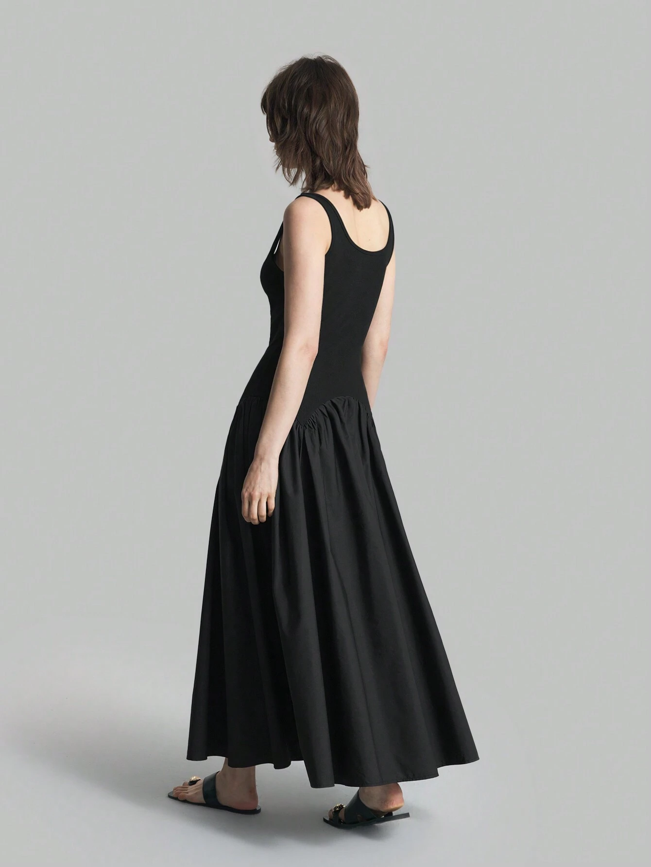 Ontre ชุดเดรสลำลองยาวแขนกุดคอสี่เหลี่ยมสีทึบฤดูร้อนของผู้หญิง | SHEIN TH