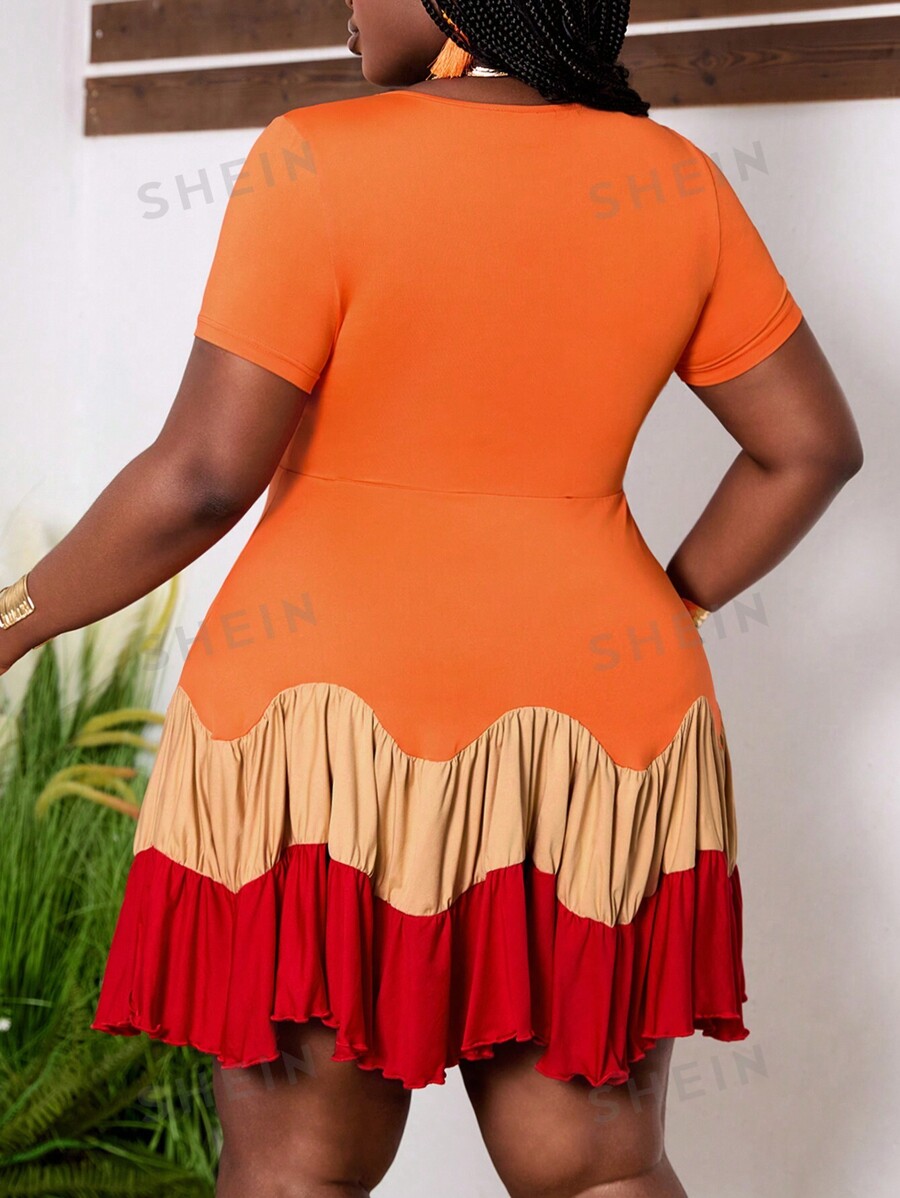 SHEIN CURVE+ Plus Size Round Neck Short Sleeve Knit Dress, Multi-Color, Pleated Patchwork Design ...