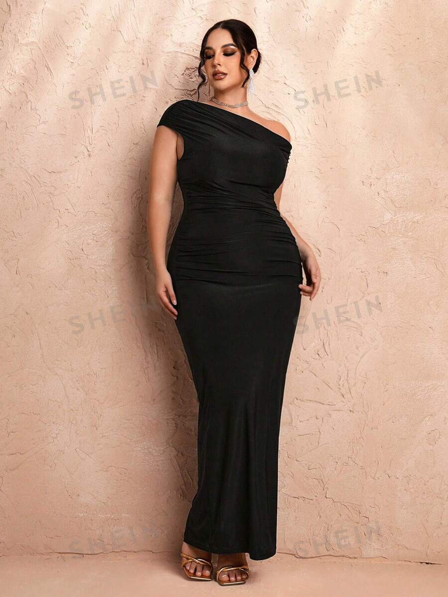 SHEIN BAE Plus Size Women's Solid Black Asymmetric Oblique-Shoulder Ruched Bodycon Maxi Summer ...