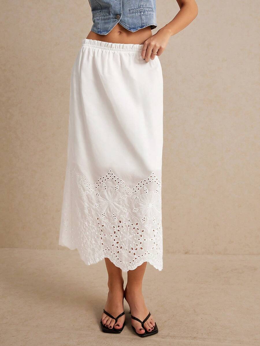 SHEIN Frenchy White Extra Long Low Waisted Ruffled Embroidered Bustier ...