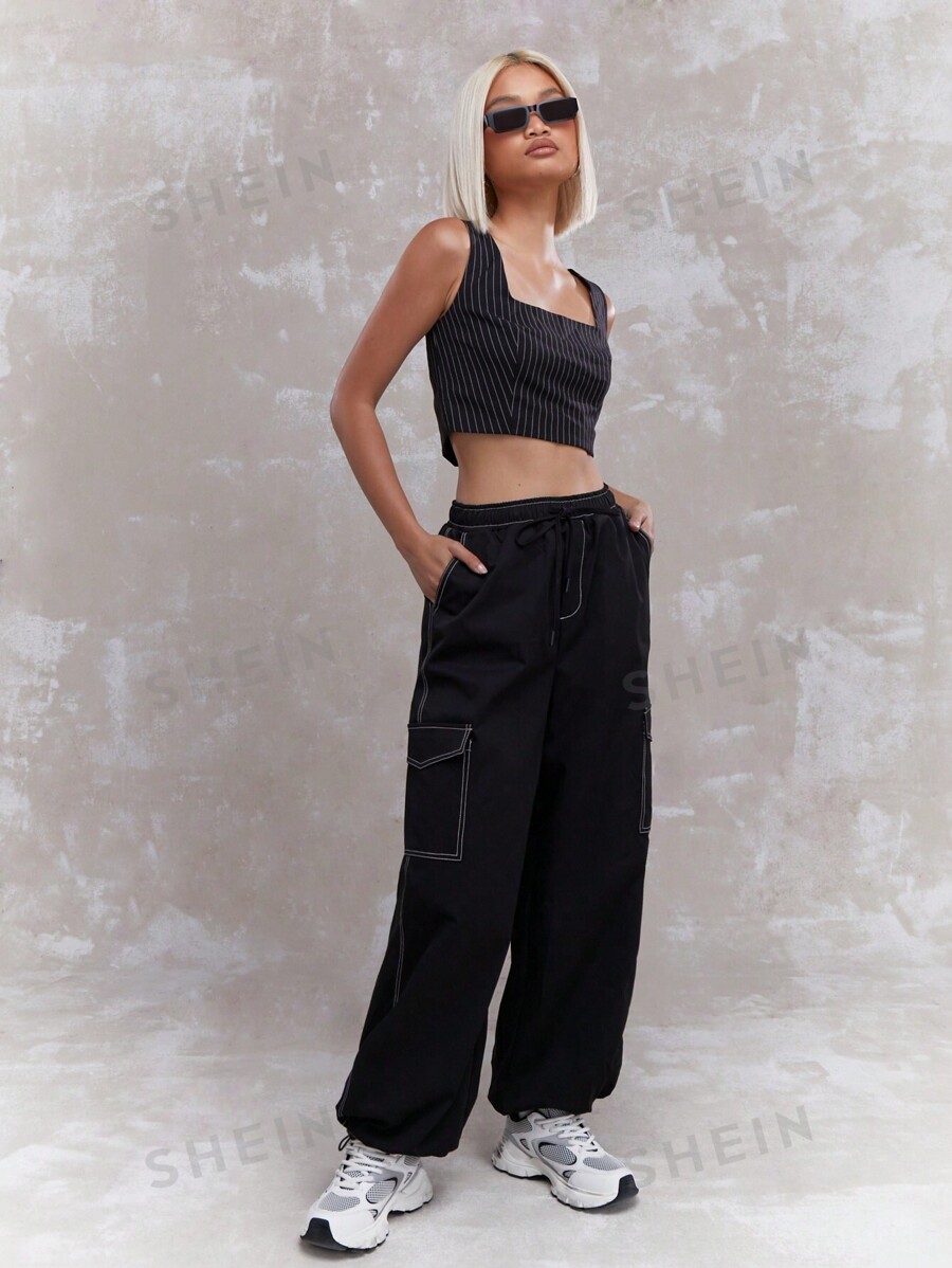MISSGUIDED Balloon Hem Black Cargo Pants WIth Pockets | SHEIN UK