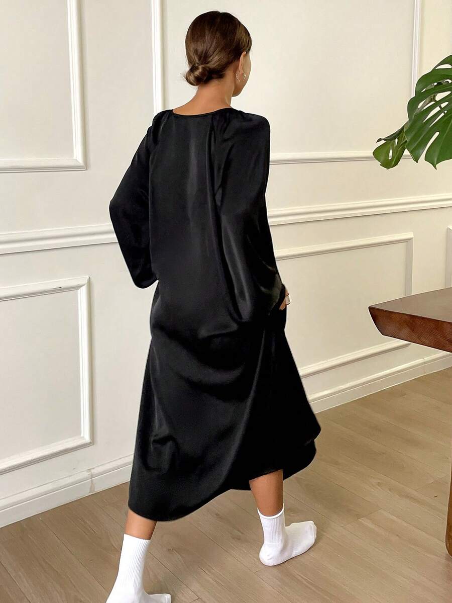 DAZY Chinese Style Satin Buttoned Loose Sleep Dress With V-Neck Design ...