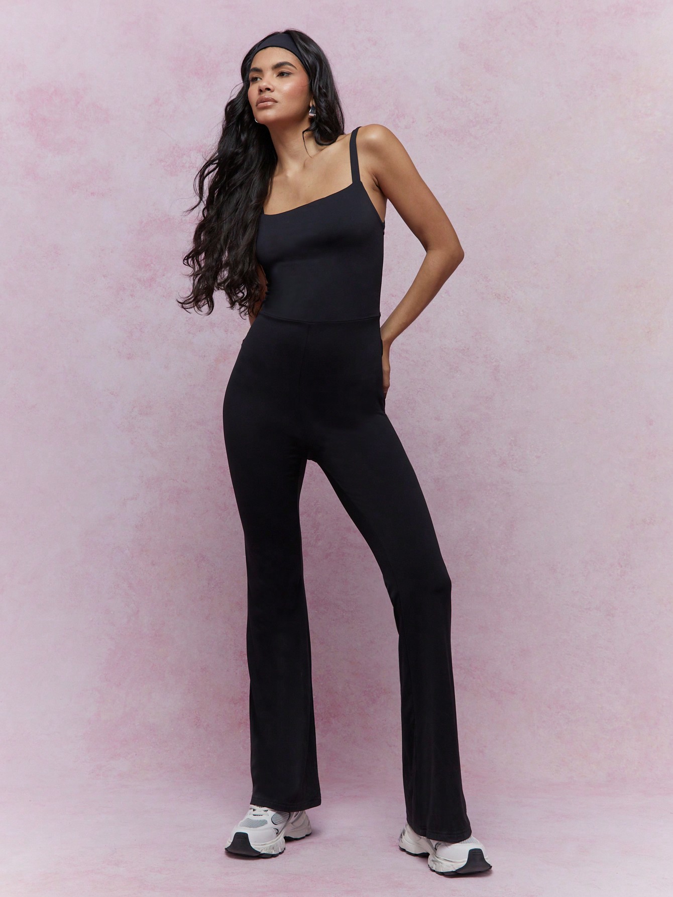 Shop the latest trends at Missguided. Style for the extraordinary