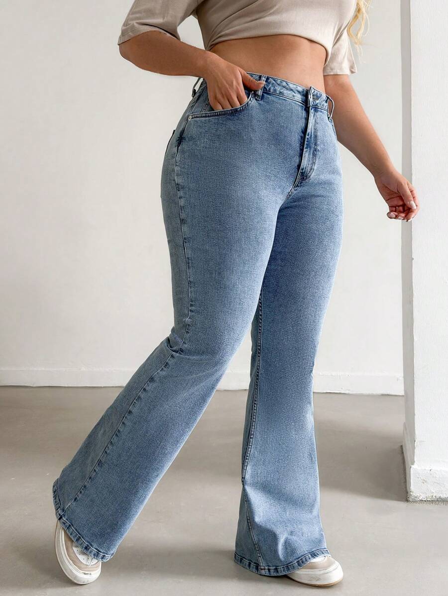 Cottnline Plus Size HIGH RISE FLARE CUT LANGE ZOOM JEAN-Broek | SHEIN ...