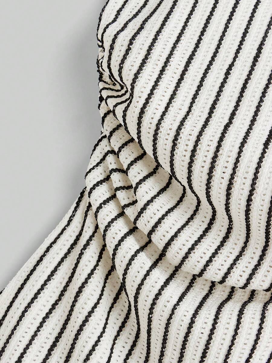 SHEIN EZwear Striped Print Split Hem Tube Top | SHEIN USA