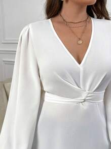 SHEIN Privé Plus Size Women Twist V-Neck Cottage Core French Blouse In ...