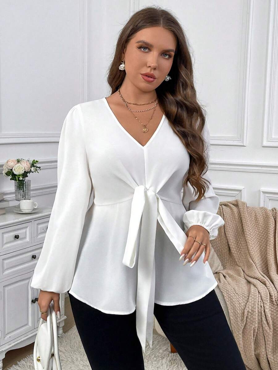 SHEIN Privé Plus Size Women Twist V-Neck Cottage Core French Blouse In ...