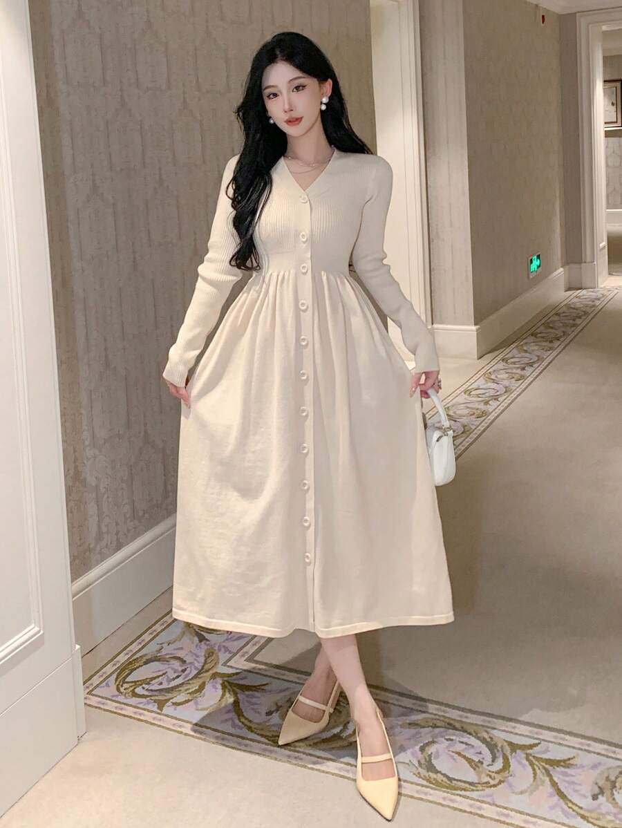 DAZY Women's V-Neck Elegant Charming Solid Color Long Sleeve Front Button Fitted Flare Dress ...