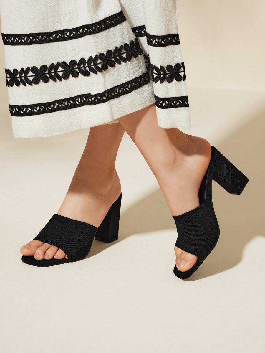 CUCCOO BASICS Woman Shoes Minimalist Chunky Heeled Mule Sandals ...