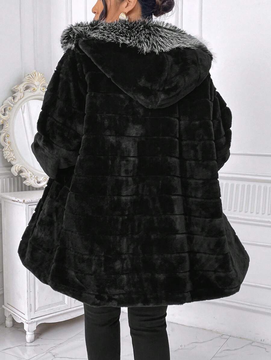 SHEIN LUNE Plus Size Women's Fluffy Coat With Faux Fur Collar, Winter Outerwear | SHEIN USA