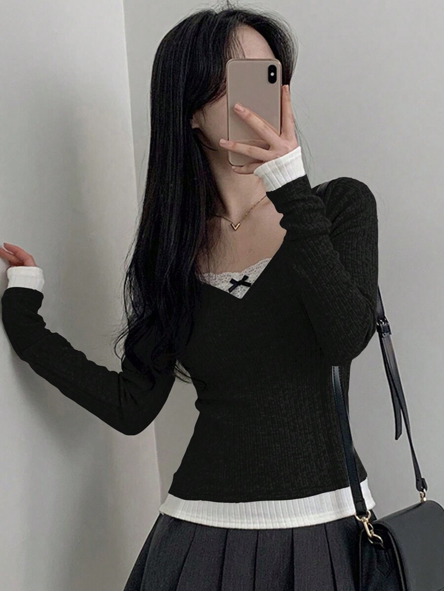 DAZY Women's Casual V-Neck T-Shirt With Lace & Bow Decor, Color Contrast Design, Fitted ...