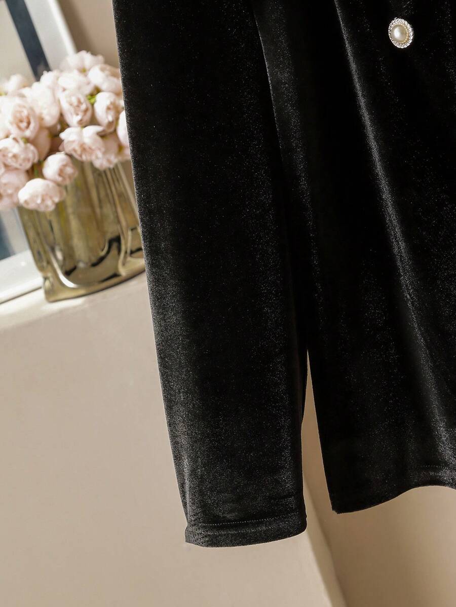 SHEIN Mulvari Plus Size Double-Breasted Suit In Velvet With Lace Collar ...