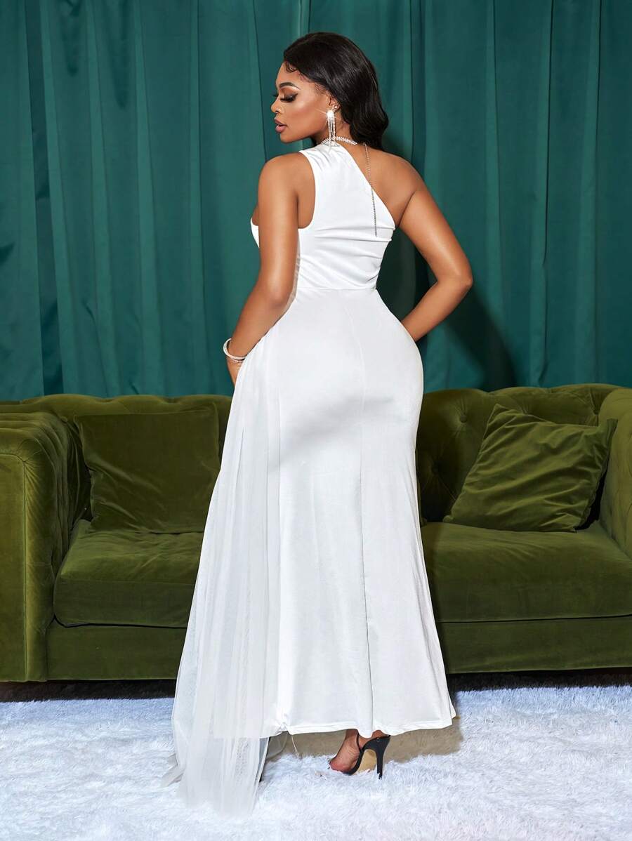 SHEIN Slayr Plus Size White Colorblock One Shoulder Satin Dress With ...