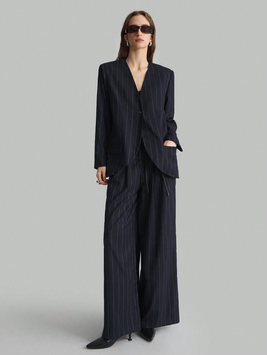 Ontre Women's Black & White Pinstripe Retro Style Loose Blazer & Pant Suit, Office Wear | SHEIN UK