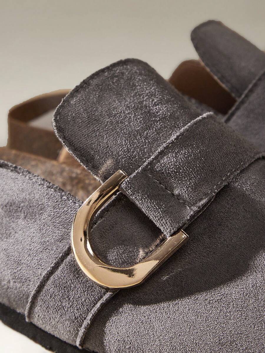 Solecia Sabots à bout rond avec semelle en liège et sangle ajustable ...