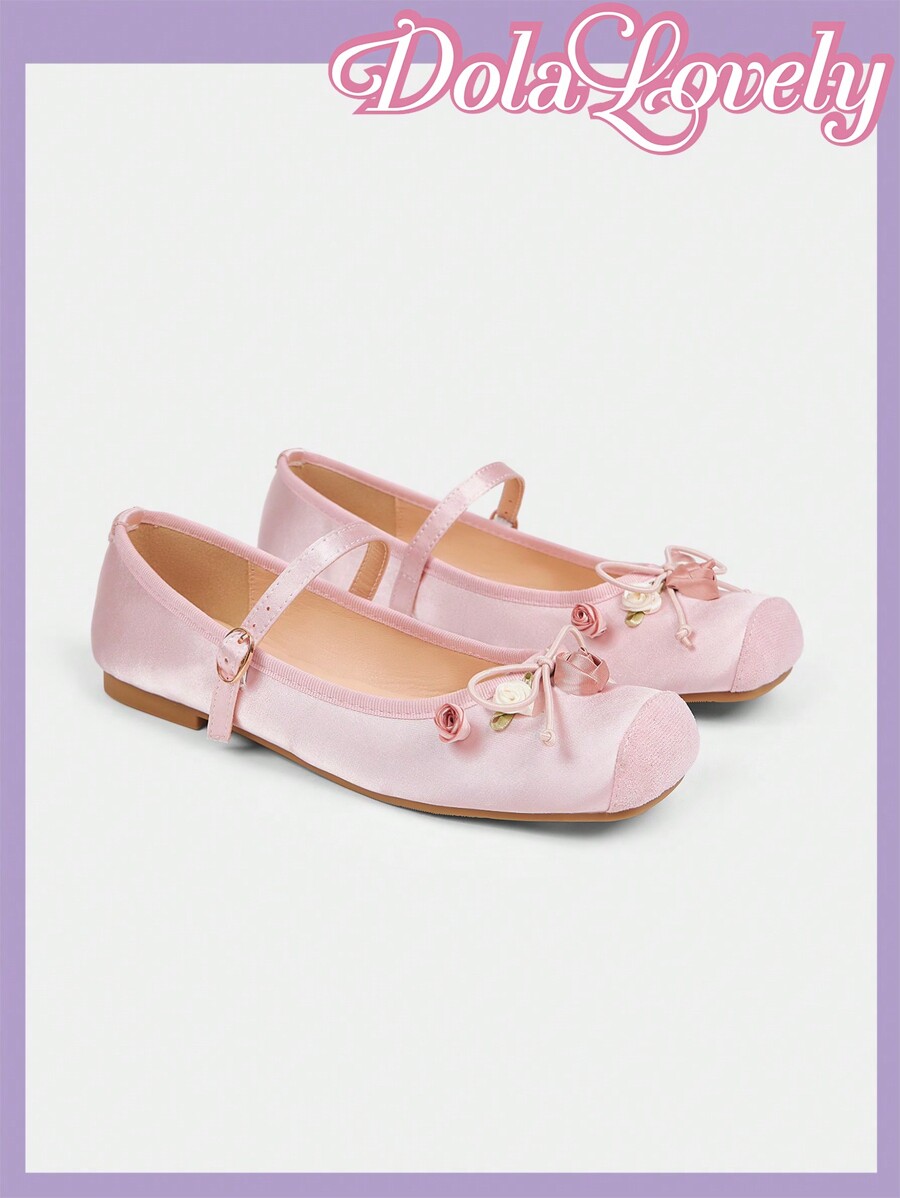 Dola Lovely Bailarinas tipo Mary Jane de color albaricoque, con decoración floral y punta ...