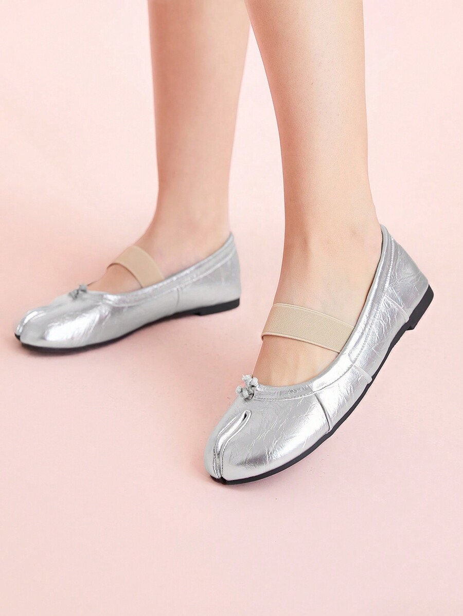 CUCCOO DOLLMOD Women's Silver Round Toe Flat Split-Toe Tabi Style Shoes ...