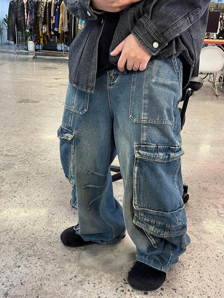 Manfinity EMRG Men's Relaxed Fit Faded Cargo Denim Jeans | SHEIN USA