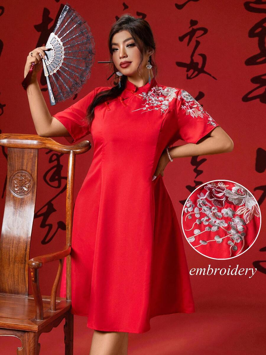 SHEIN LUNE Plus Size Women Chinese New Year Chinese Style Dress | SHEIN USA
