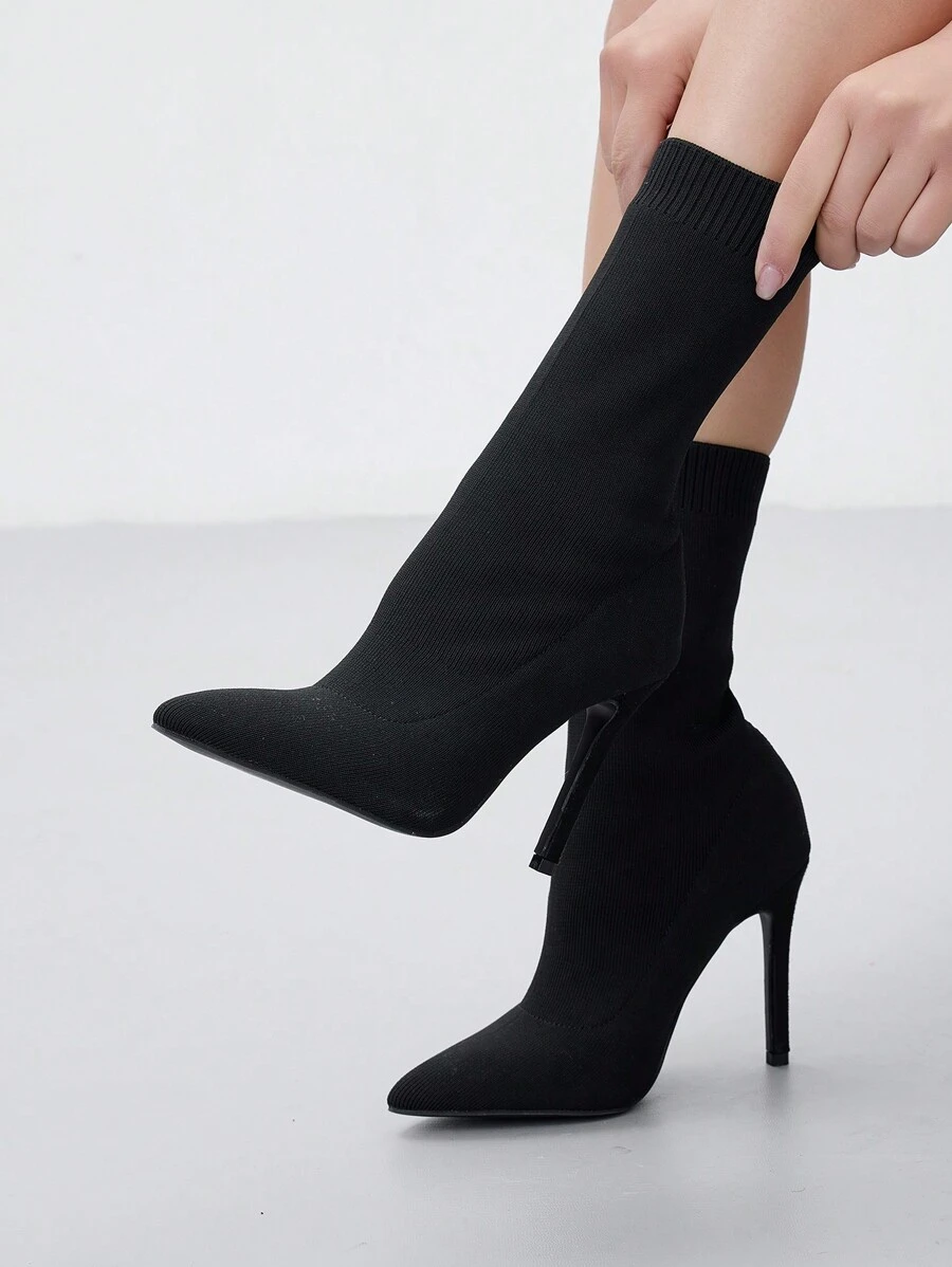 SHEIN X Lucía Bellido CUCCOO BASICS Botas de Ankle Femininas com Bico ...