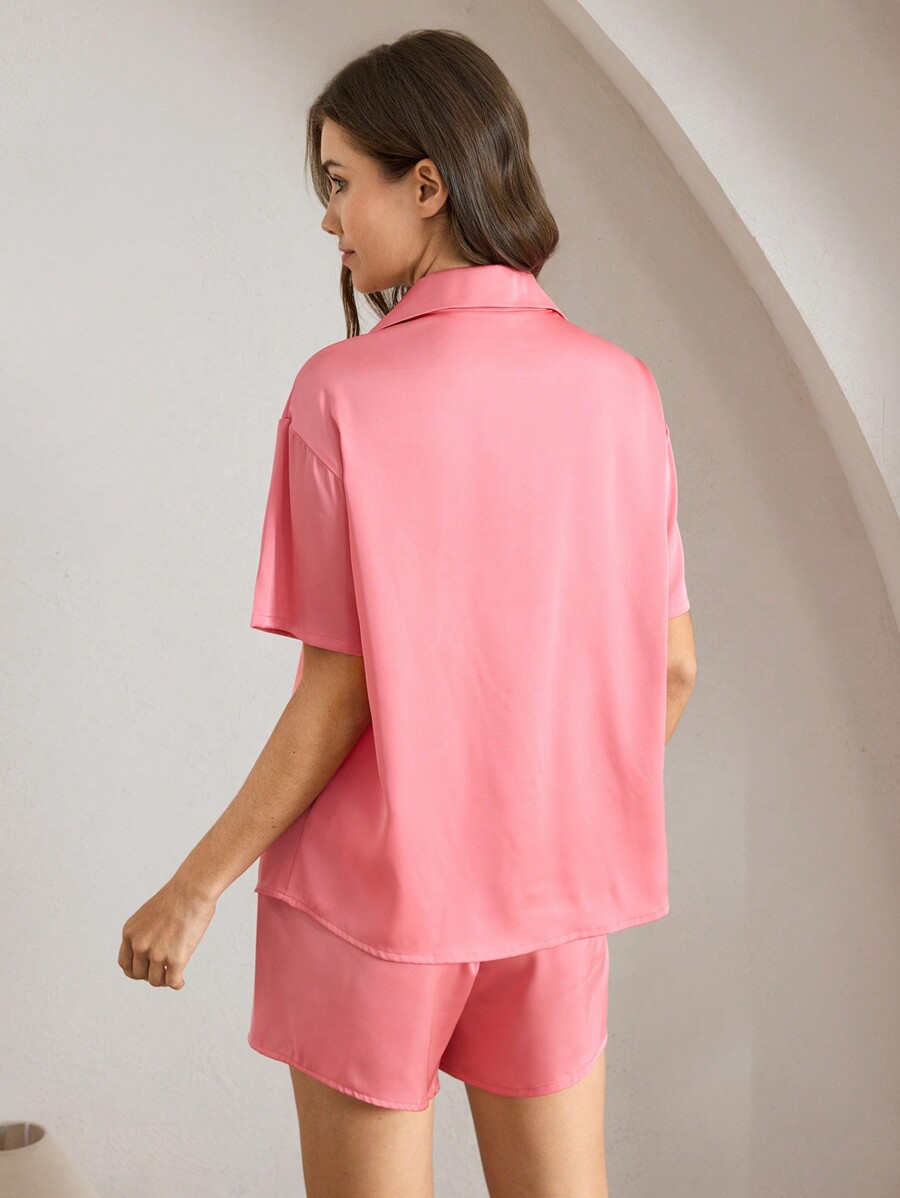 SHEIN Leisure Women's Leisure Soft Silky Satin-Faced Reversible Collar ...