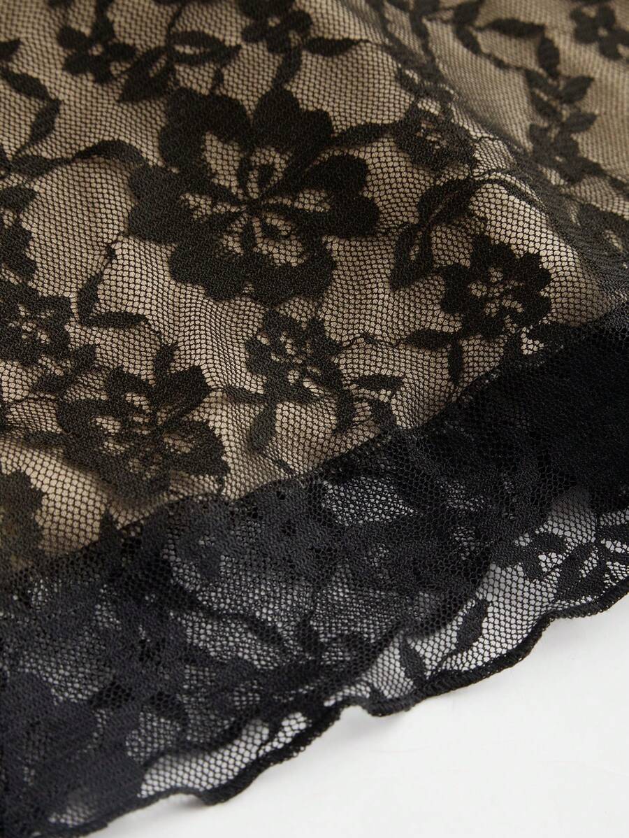 SHEIN Privé Plus Size Women Elegant Lace Transparent Camisole | SHEIN USA