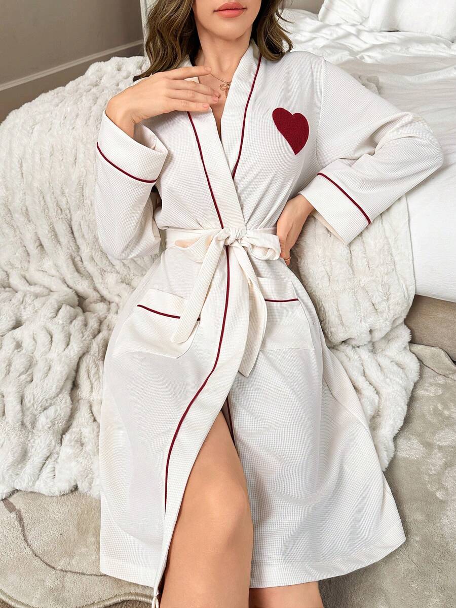 Contrast Color Fine Edged Embroidered Heart Pattern Women's Bath Robe ...