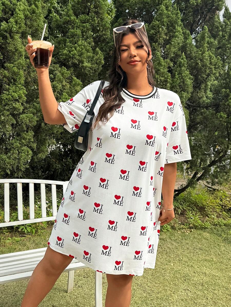 SHEIN EZwear Robe t-shirt avec imprimé cœur blancs, grande taille ...