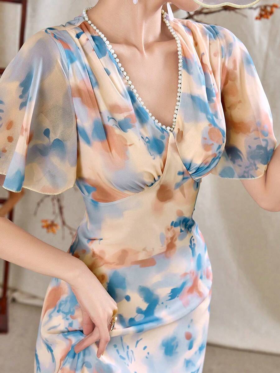 Modelyn V-Neck Waist Cinched Ditsy Floral Short Sleeve Mini Dress | SHEIN USA